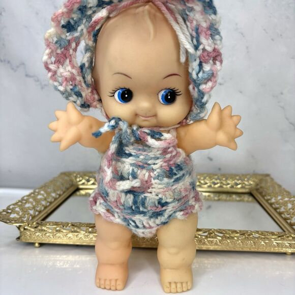 Kewpie | Toys | Vintage Kewpie Doll 9 Plastic Blue Eyes Starfish Hands Crochet Knitted Cute ...